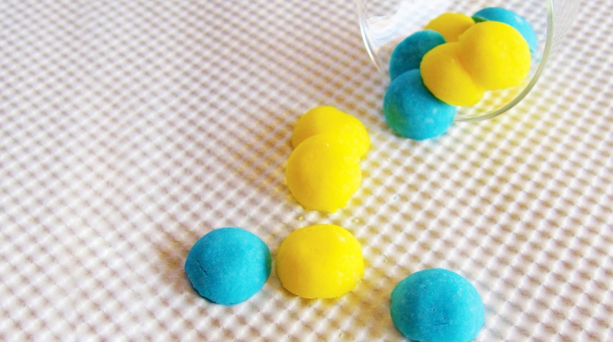 Colorful Fizzy Candies – Metropolis Magazine