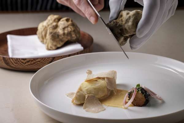 Festive Christmas and Holiday Dinners in Tokyo 2025 | Dining ...