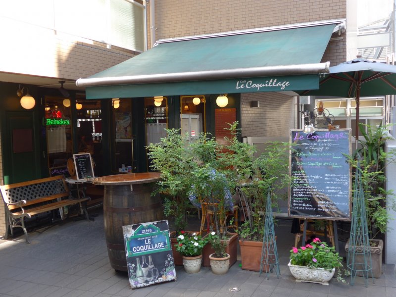 Tokyo Neighborhood Guide: Kagurazaka | Living | Metropolis Japan