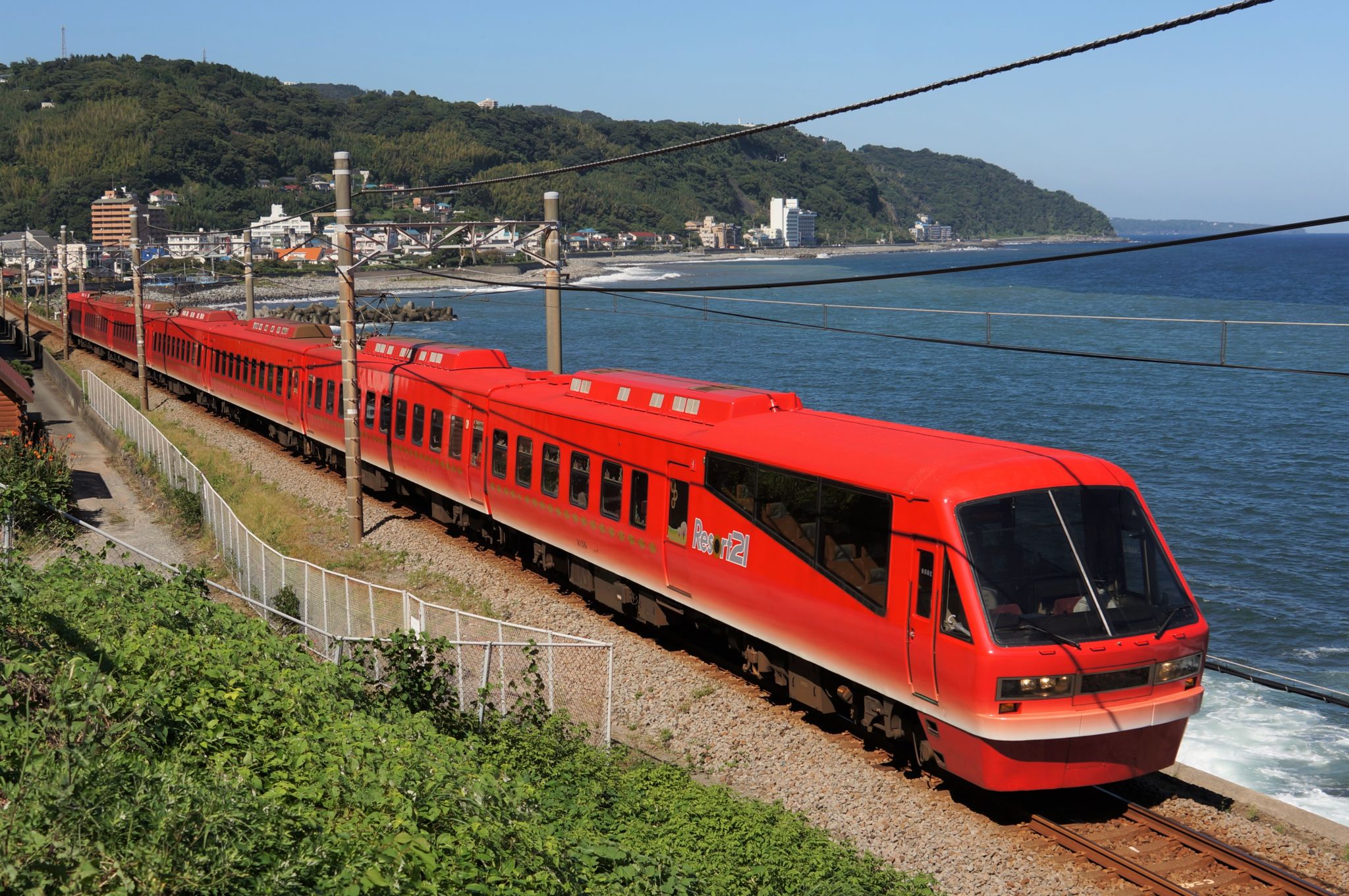 Take a Slow Train to Izu | Travel | Metropolis Japan