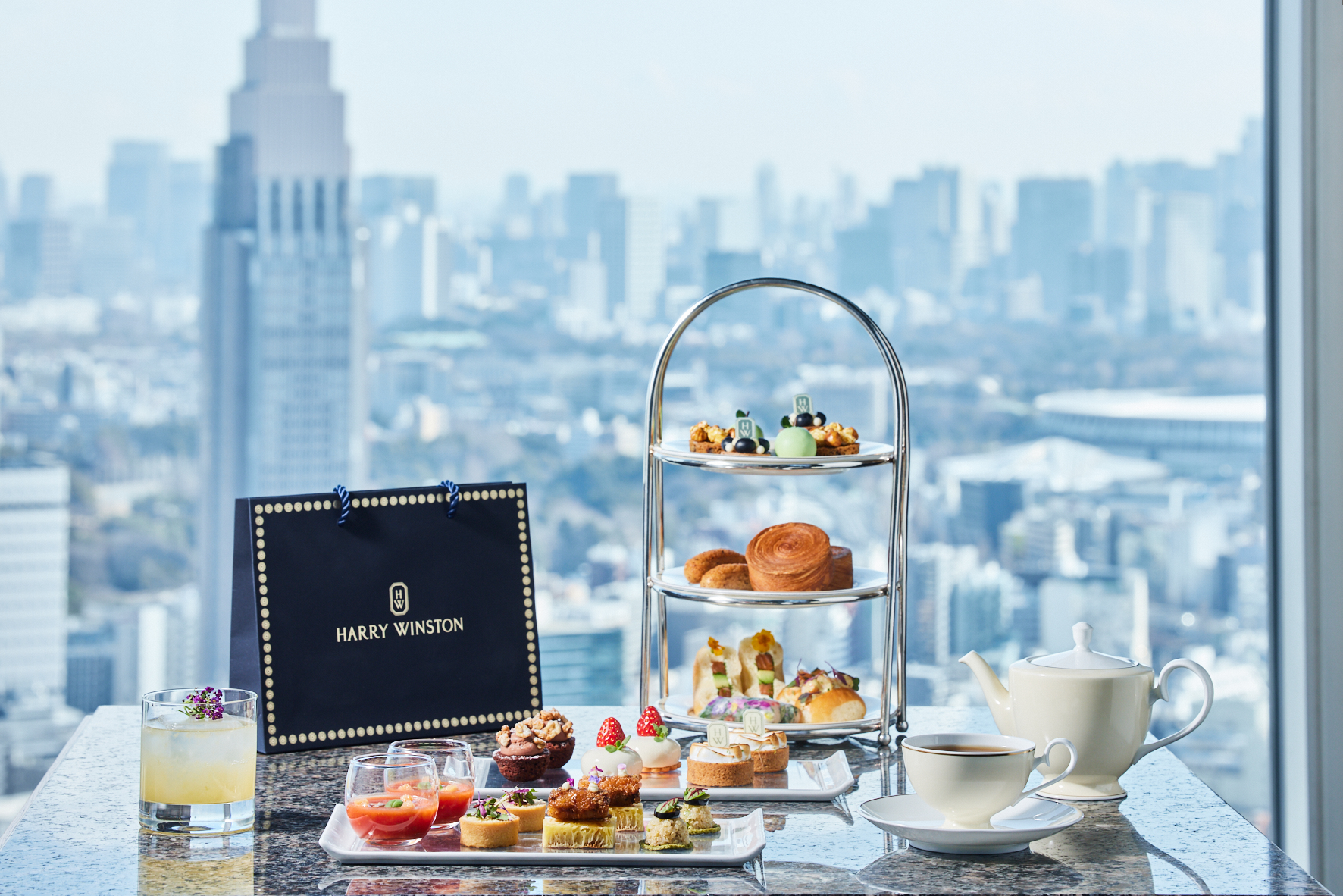 "Harry Winston’s New York" Afternoon Tea at Park Hyatt Tokyo ...