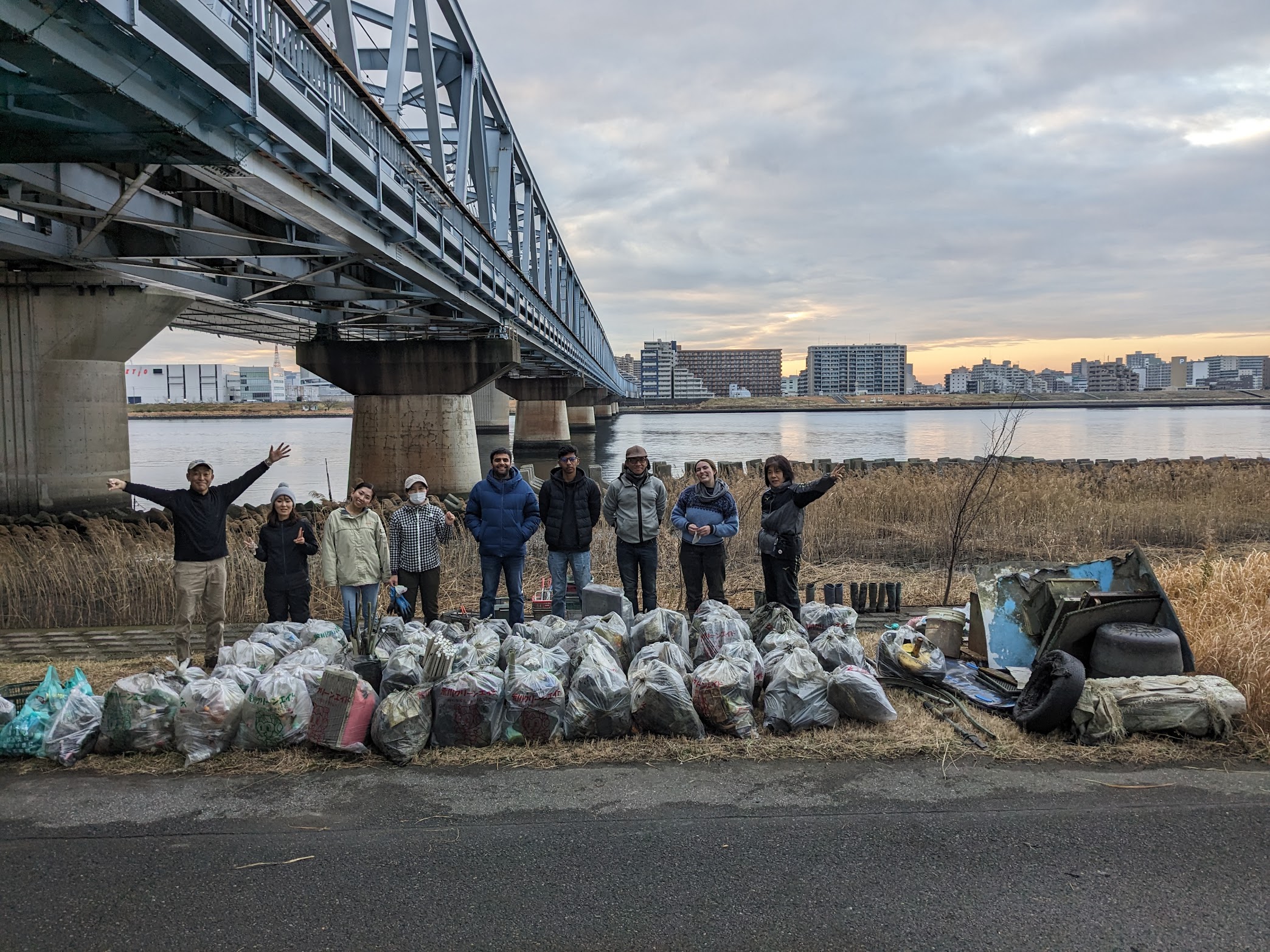 Arakawa River Clean-Up | Event | Metropolis Japan
