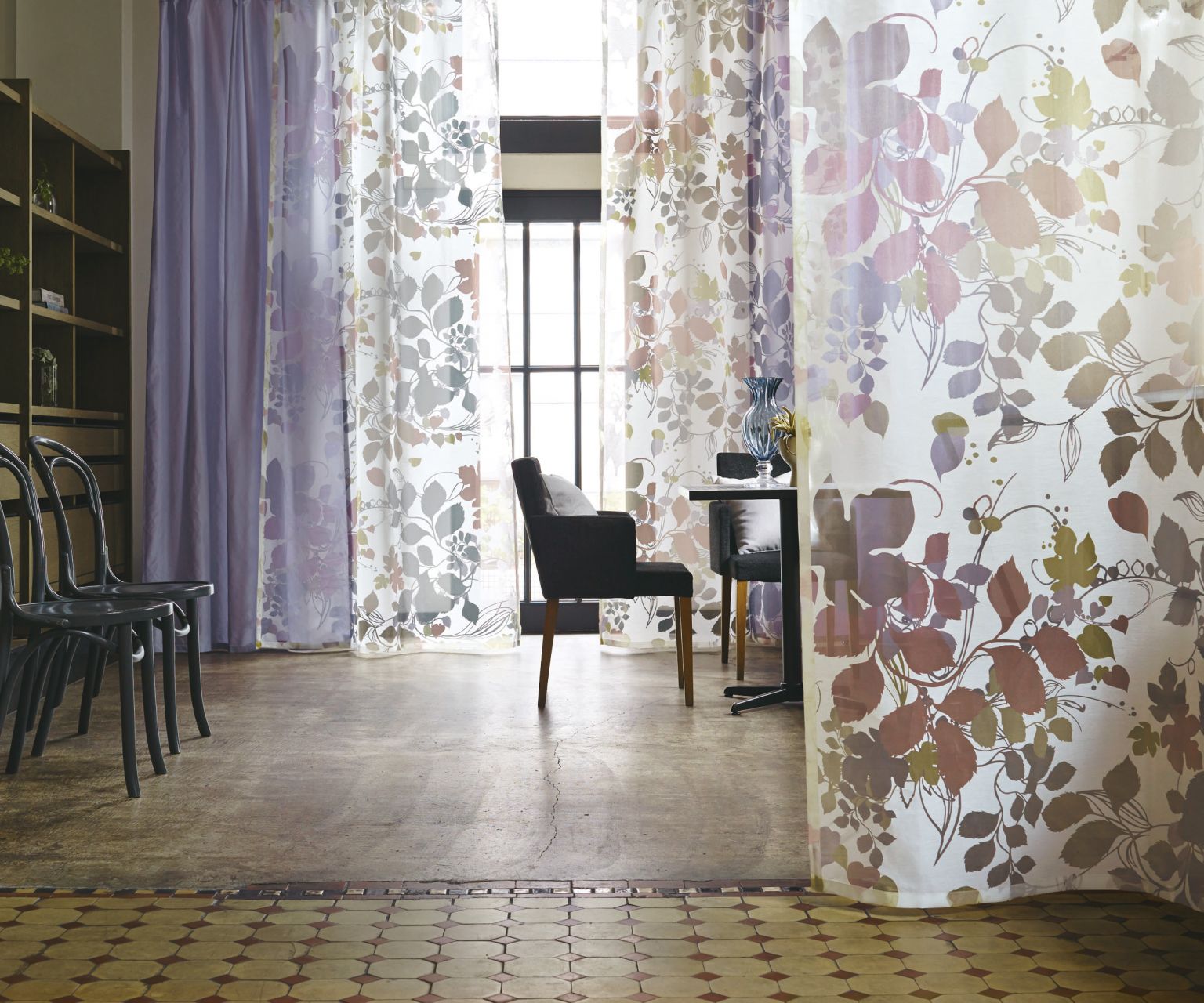A Step Further with Coco Interior | Metropolis Japan