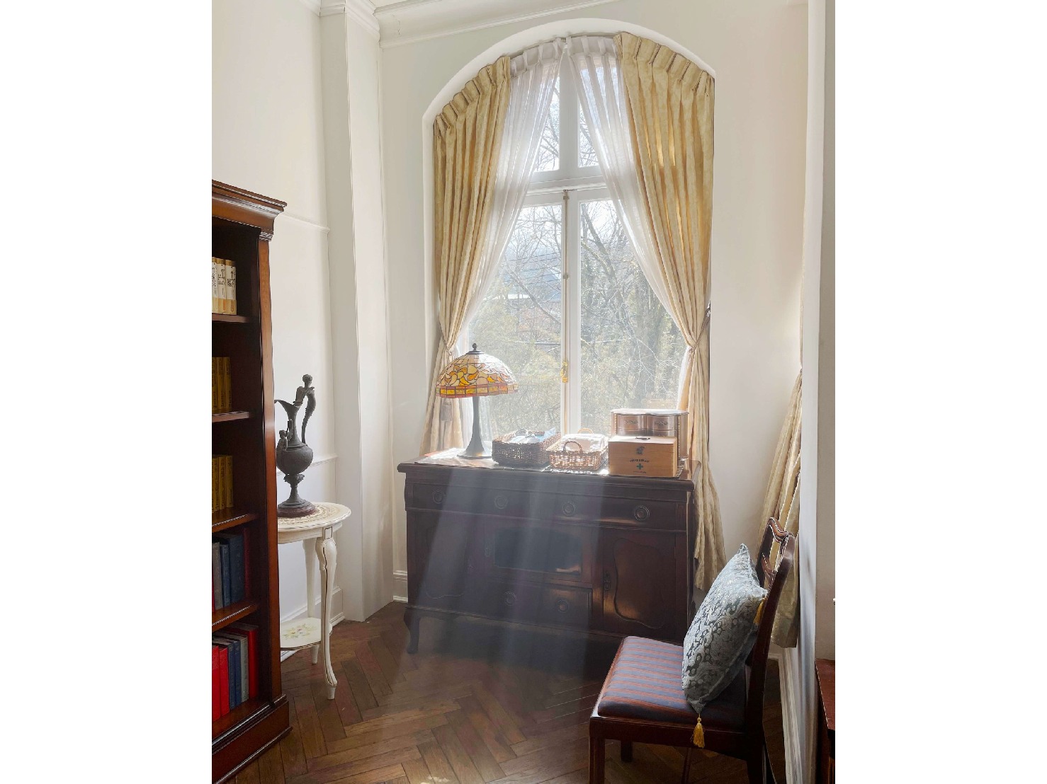 A Step Further with Coco Interior | Metropolis Japan