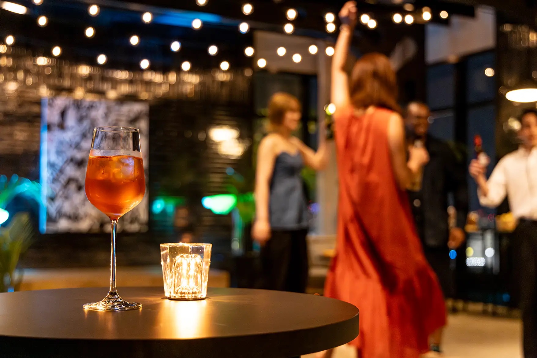 Kimpton Shinjuku Tokyo's Stylish Rooftop Beer Hall Summer 2024 | Bar ...