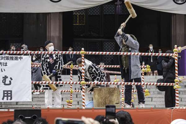 Zōjō-ji Temple: Setsubun Tsuina Ceremony | Metropolis Japan